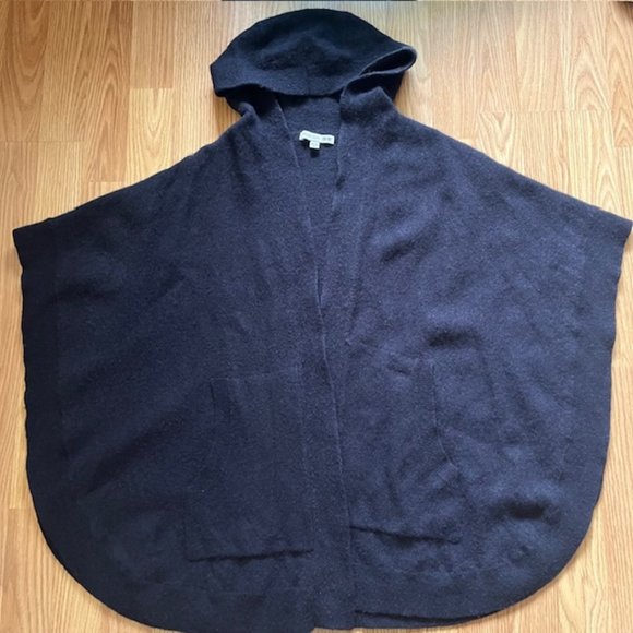 J.W. Anderson | Tops | Uniqlo X Jwa Jw Anderson Lambswool Blend Poncho ...